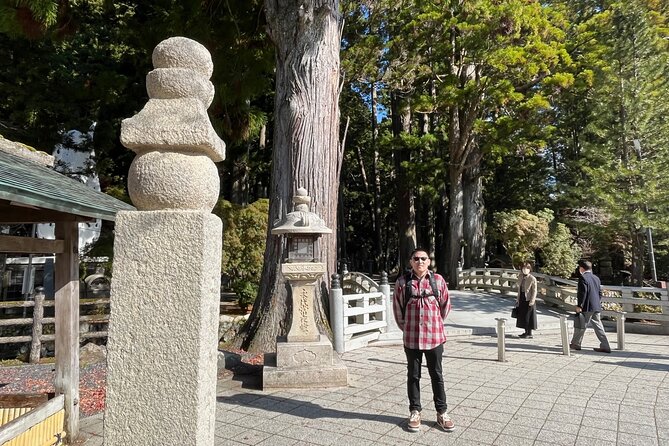 Mt Koya Full Day Tour From Osaka With Licensed Guide and Vehicle - Booking and Cancellation Policy