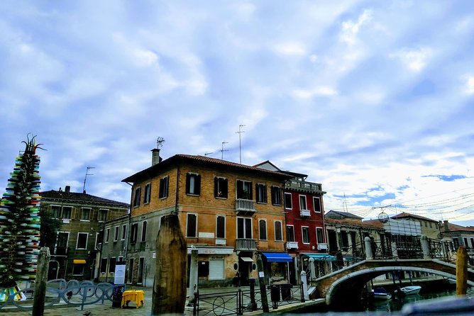 Murano Glass and Art Private Tour by Boat and on Foot - Witnessing a Master Glassmaker in Action