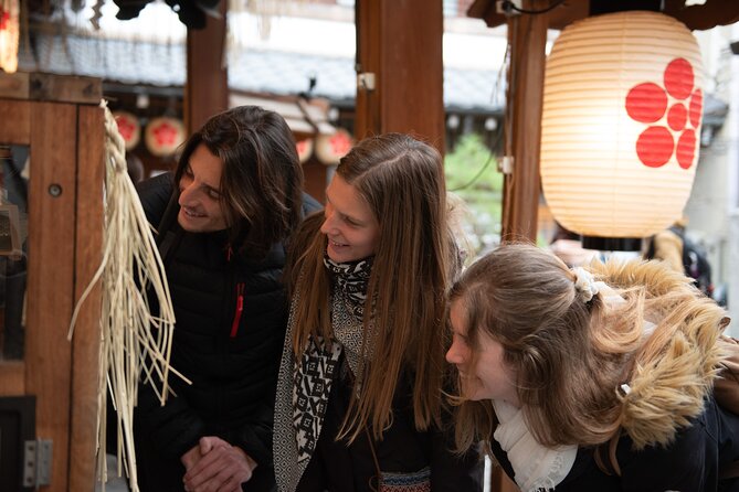 Nishiki Market Stroll and Kyomachiya Cooking Experience - Indulging in Delectable Kyoto Cuisine