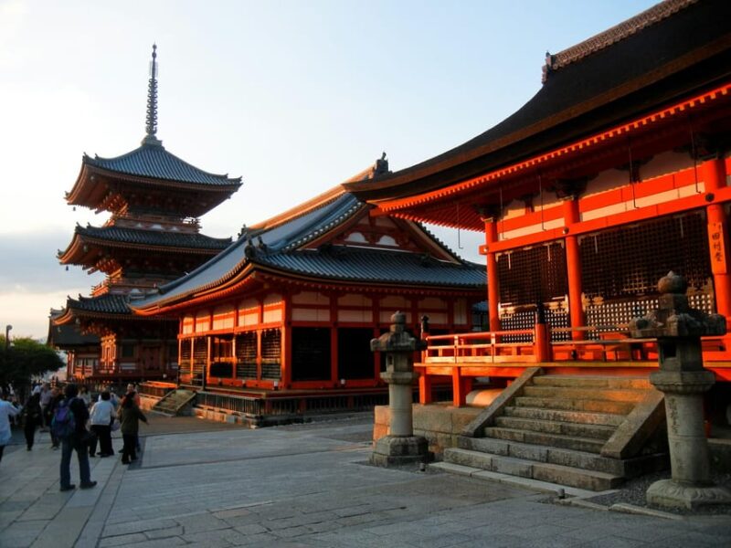 Osaka:Kyoto & Nara UNESCO World Heritage Sites Guided Tour - Exploring Todai-ji Temple and Kasuga Taisha Shrine