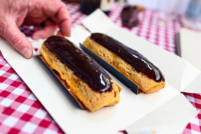 Paris Chocolate and Pastry Private Tour With Secret Food Tours - Tour Start Time and Group Size