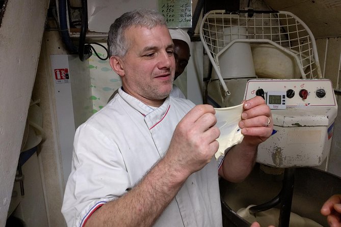 Paris French Baking Class Baguettes and Croissants in a Bakery - Participant Experiences and Feedback