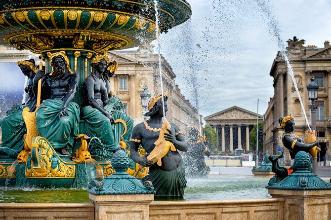 Paris Private Tour With Skip the Line Tickets to Louvre Museum & French Crepes - Accessibility and Participation