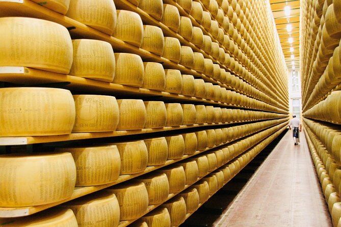 Parmigiano Reggiano & Balsamic Vinegar Tour Review - Guided Tasting of Parmigiano Reggiano and Balsamic Vinegar