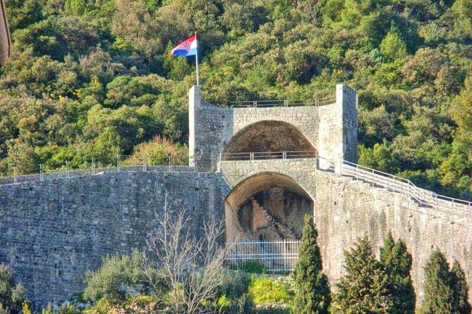 PelješAc Wine, Beach and Lunch - Relaxing Tour From Dubrovnik - Meeting and Pickup