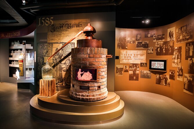 Plum Journey: Slivovitz Experience - Museum, Tasting and Beyond! - Discovering the Slivovitz Varieties