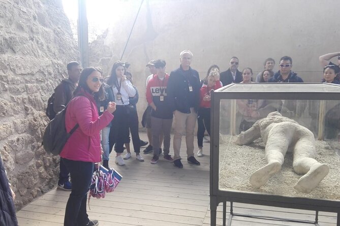 Pompeii & Herculaneum Day Trip From Naples With Lunch - Lunch Break and Dining Options