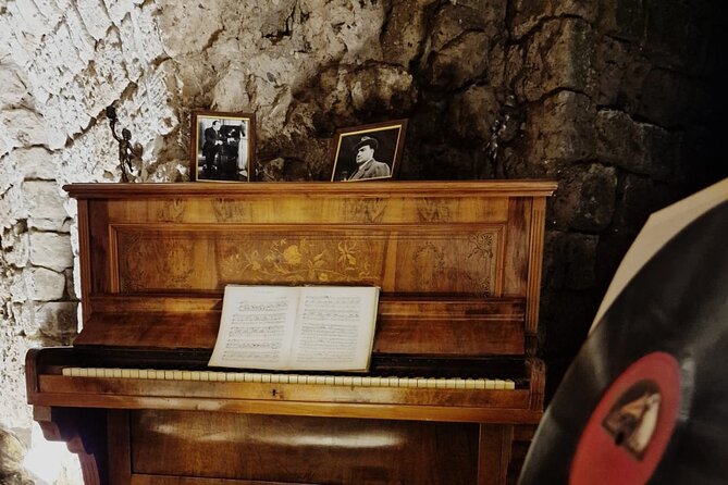 Private Guided Multimedia Exhibition on the History of Sorrento - Meeting and Pickup Details
