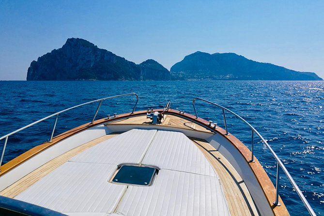 Private Island of Capri Boat Tour for Couples - Meeting Point and Duration