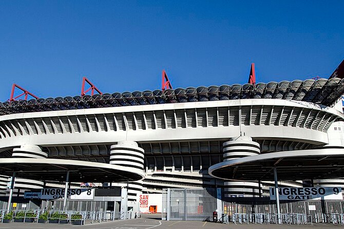 Private Luxury Day Transfer From Linate Airport to Milan - Pickup and Drop-off Process