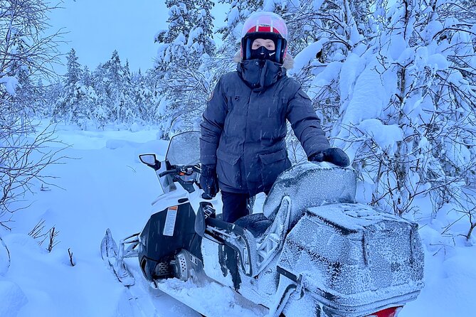 Private Snowmobile Day Tours - Meeting Location and Transportation