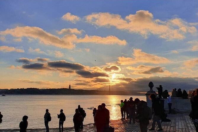 Private Sunset Sailing Tour in Lisbon With Welcome Drink - Booking Information and Pricing
