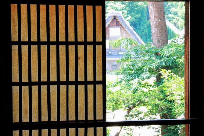 Private Tour of Shirakawago and Gokayama From Kanazawa - Itinerary and Logistics