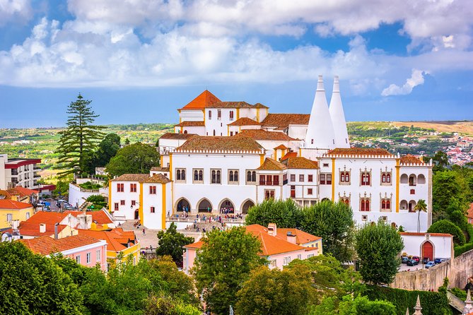 Private Tour to Sintra With Cabo Da Roca and Cascais - Exploring Sintra