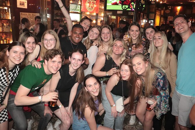 Pub Crawl Madrid & Party - Drinks, Games, and Surprises