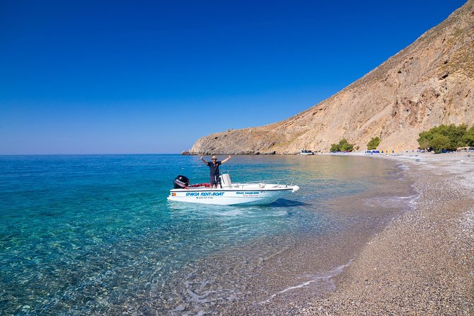 RENT A BOAT 5.5m - 30hp Review - Inclusions and Accessibility