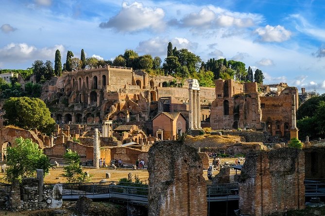Roman Forum & Palatine Hill Guided Tour - Exploring the Palatine Hill