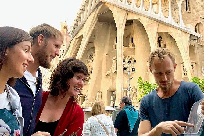 Sagrada Familia Exterior Free Tour: Stories, Secrets & Symbolism - The Evolution of Sagrada Familias Construction