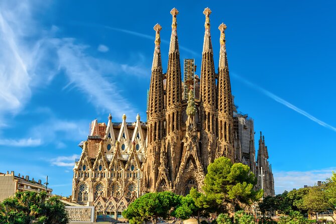 Sagrada Familia Small Group Guided Tour - Meeting and Pickup Information