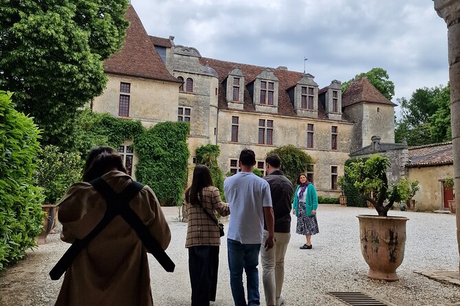 Saint-Émilion Wine Tour By Electric Bike, Lunch Included - Dining Experience at Château Gardens