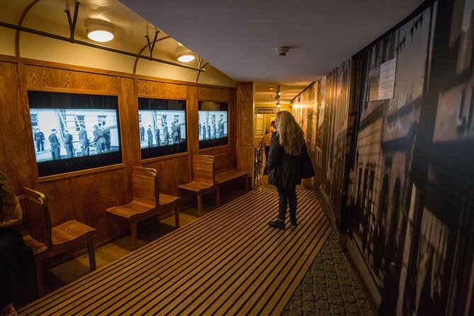 Schindler's Factory Visit & Skip-the-Line Entry - Guided Tour Experience and Visitor Engagement
