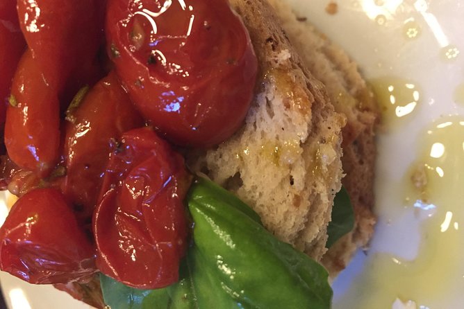 Semi-Private Gluten-Free Cooking Class in Florence - Amenities and Logistics