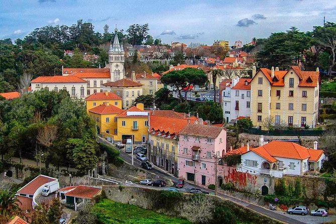 Sintra and Cabo Da Roca Day Tour - Meeting and Pickup