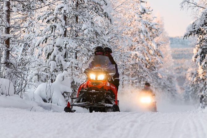 Snowmobiling Quick Spin - 2 H Snowmobile Experience in Rovaniemi - Meeting and Pickup Logistics