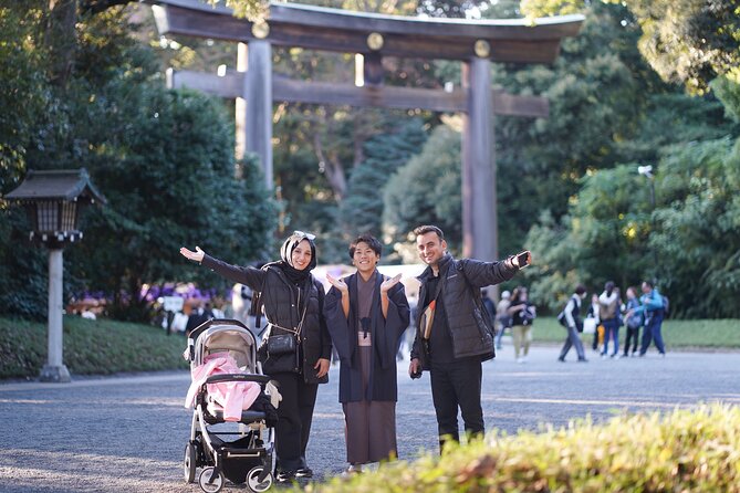 Special Access Meiji Jinguu Tour With English Fluent Guide - Accessibility