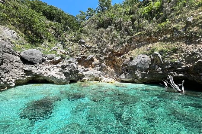 Speed Boat Tour to National Park and Grama Bay - Safety and Accessibility