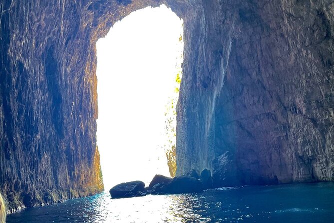 Speed Boat Trip to Sazan Island, Haxhi Ali Cave and Karaburun - Accessibility and Participation