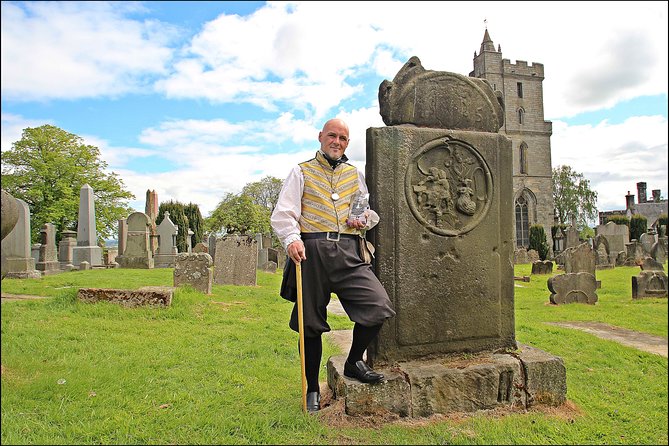 Stirling Old Town Walking Tour - Tour Requirements and Accessibility