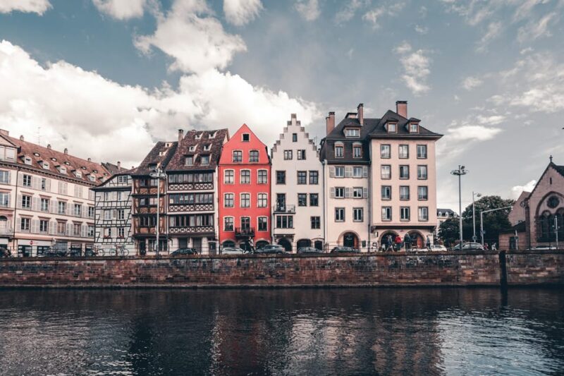 Strasbourg: 2-Hour Tour of the Historic Center and Petite France - Tour Features
