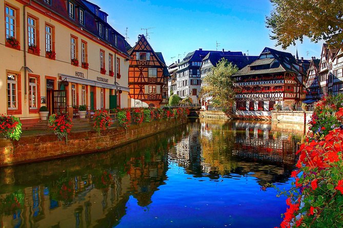 Strasbourg City Sightseeing Private Guided Tour Including Cathedral Visit - Exploring the Cathedral of Notre Dame