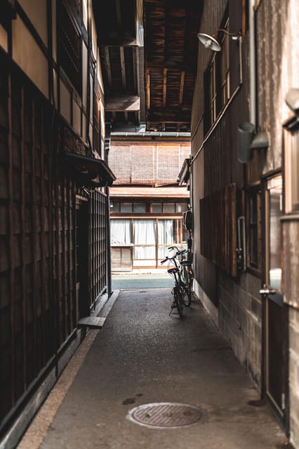 Takayama Temples & Tranquil Walks at Higashiyama - Highlights