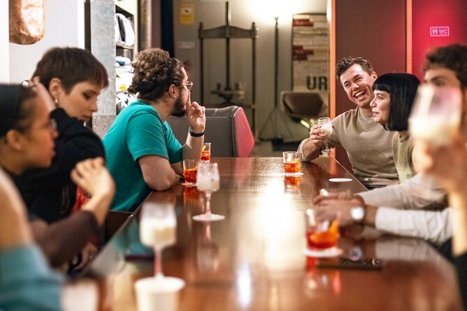 Tipsy Tour Fun Bar Crawl in Lisbon With Local Guide - Solo Travelers and Groups Alike Recommend the Tour