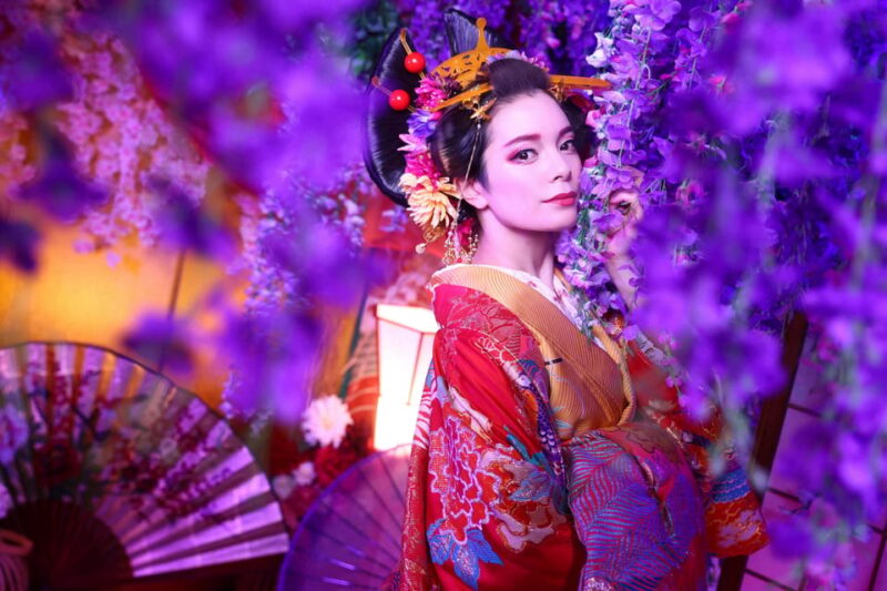 Tokyo: Private Makeover Photography Studio in Luxury Kimono - Photography Session Process