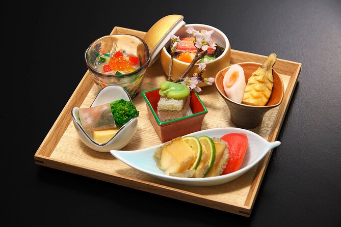Tokyo: Yakatabune Private Lunch/Dinner Cruise - Booking and Cancellation Policies