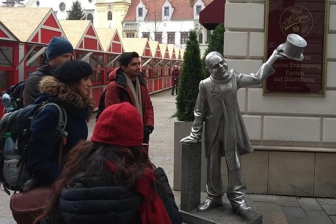 Top Experience Walking Tour With Bonus and Castle - Meet Your Professional Guides