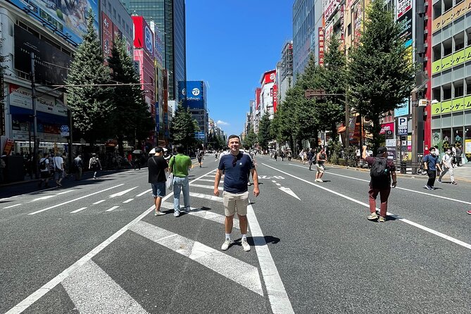 Unlock Tokyo for Your City Private Adventure - Taking in Local Culture