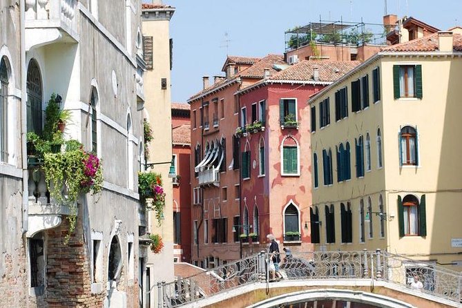 Venice Walking Tour and Gondola Ride - Meeting Point and Logistics
