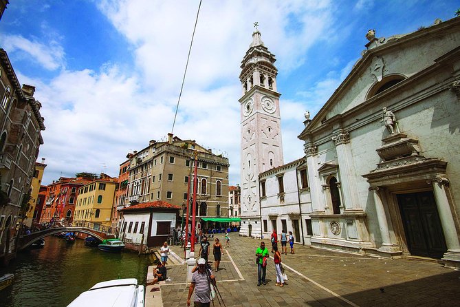 Venice Walking Tour Plus Skip the Lines Doges Palace and St Marks Basilica Tours - Exploring Doges Palace