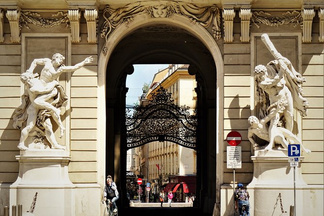Vienna at First Glance a Private Walking Tour for First Timers - Discovering Stephansplatz Cathedral