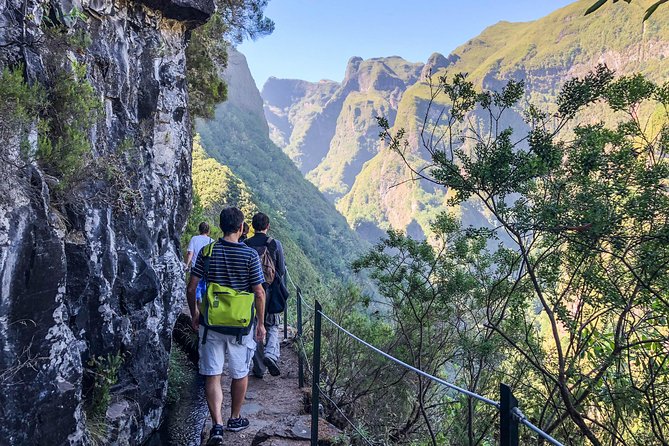 Walk With a Local - Guide Experience and Knowledge