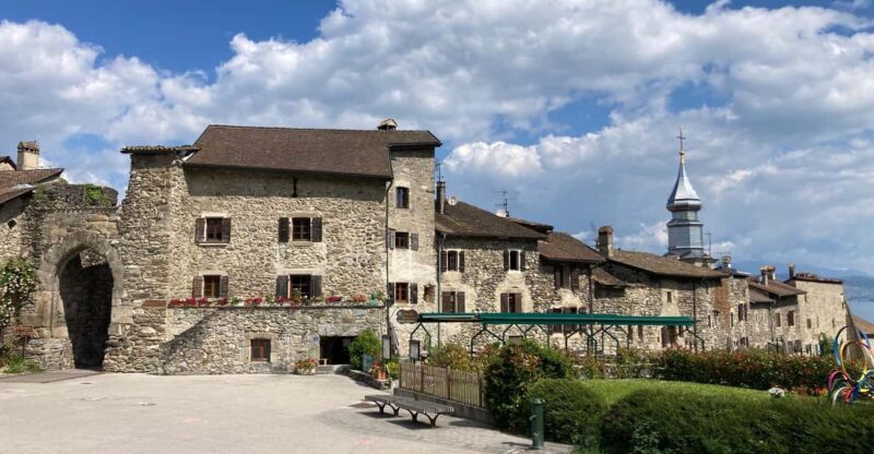 Yvoire Medieval Village : Walking Guided Tour - Traditional Architecture in the Region