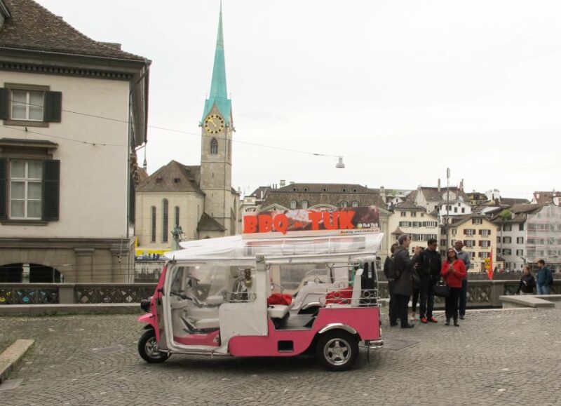 Zurich: Private Etuktuk City Tour - Tour Logistics and Meeting Point