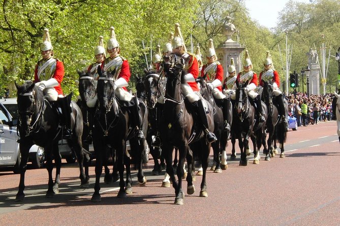 #1 Changing of the Guard | Satisfaction Guaranteed! | 12ppl Max - Booking Details and Policies
