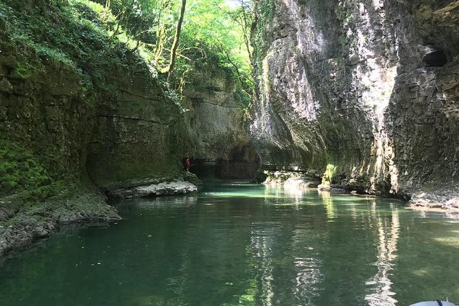 2 Days Trip to West Georgia (Caves, Canyons, Waterfalls) - Trekking the Canyons