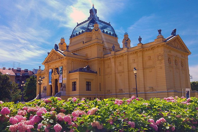 2-Hour Private Walking Tour of Zagreb - Pricing and Cancellation
