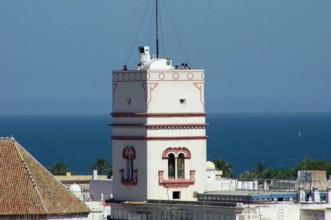 2 Hours Tour Around Cádiz: History, Anecdotes and Curiosities - Engaging Storytelling by the Guide